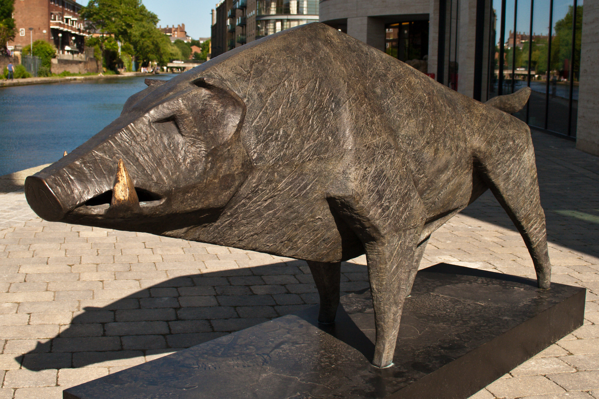 Pangolin London Sculpture Trail - Art Trail in Kings Place, London ...
